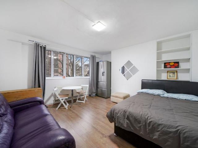 Edgware Road, London W2, Room to rent, £1,050 pcm | PrimeLocation