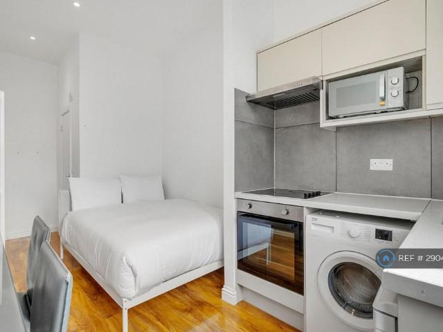 Edgware Road, London, W2 Studio to rent £1,650 pcm £381 pw