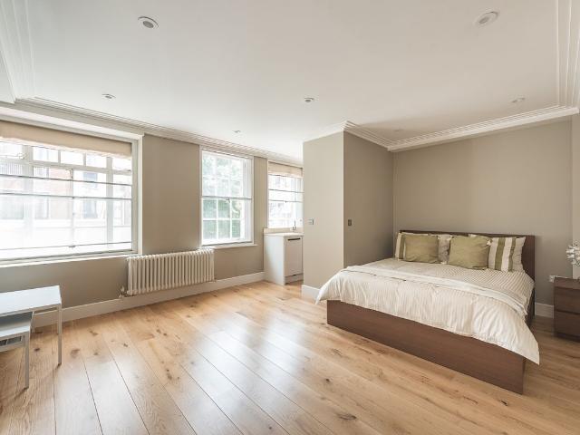 Edgware Road, London W2, Studio to rent, £1,850 pcm | PrimeLocation