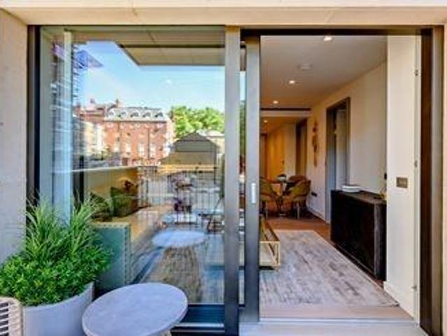 Edgware Road, London W2 1 bed property to rent £4,849 pcm £1,119 pw
