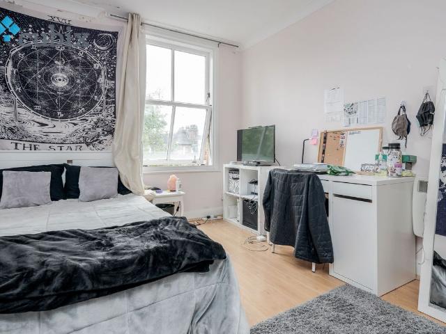 Edgware Road, London W2, 2 bed flat to rent, £2,448 pcm | PrimeLocation
