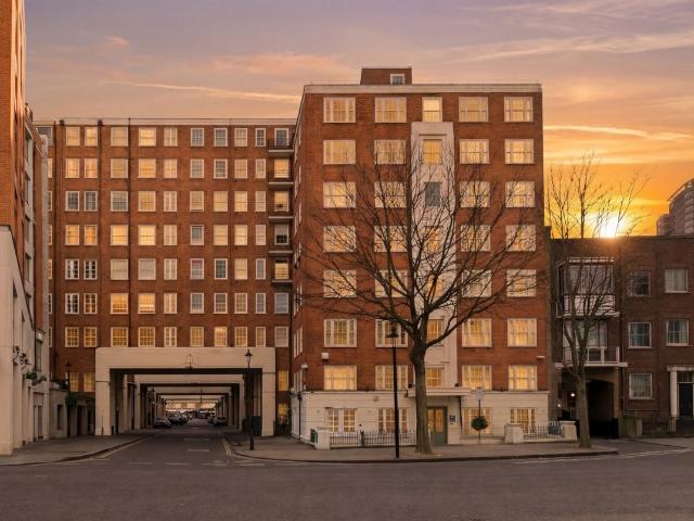 Edgware Road, London W2, 2 bed flat to rent, £2,700 pcm | PrimeLocation