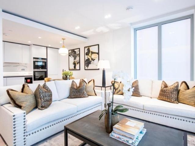 Edgware Road, London W2 2 bed property to rent £7,540 pcm £1,740 pw