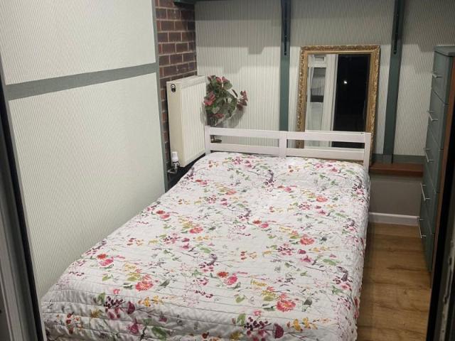 Edgware, UK HA8, 1 bed flat to rent, £1,100 pcm | PrimeLocation