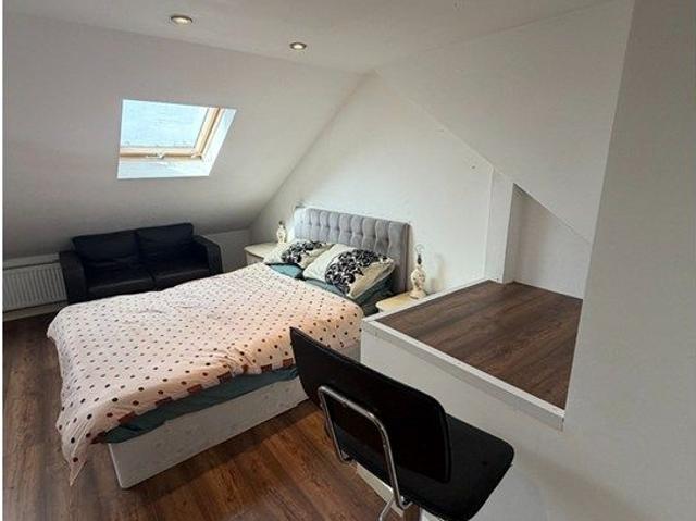 Edgar Road, London RM6, Room to rent, £1,250 pcm | PrimeLocation