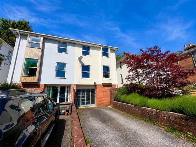 Edgar Road, Winchester, Hampshire, SO23 3 bed house to rent £2,350 pcm £542 pw