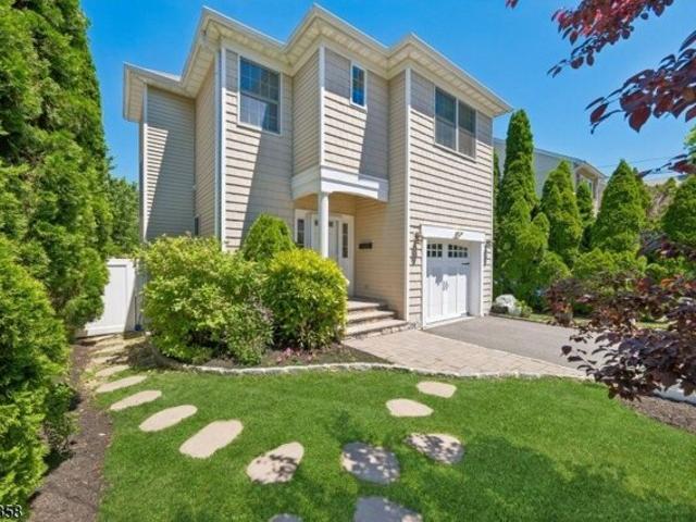 Edgar St, Summit, Home For Sale