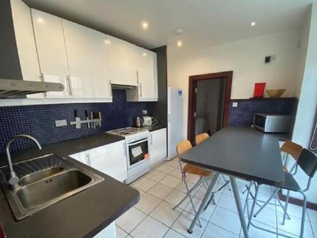 Edgbaston, Hallewell Road r, Birmingham, 1 Bedroom House