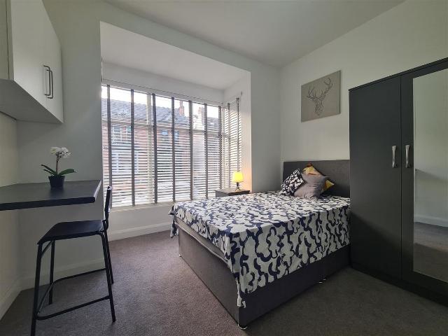 Edgbaston Road, Smethwick, Birmingham B66, Room to rent, £650 pcm | PrimeLocation