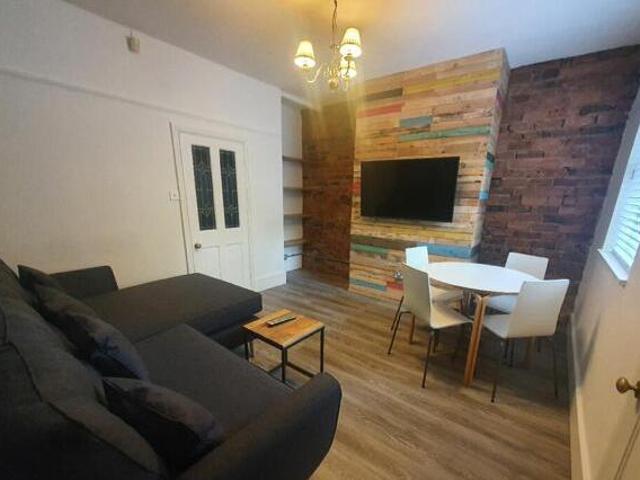 Edgbaston, Reservoir Retreat, Birmingham, 4 Bedroom House