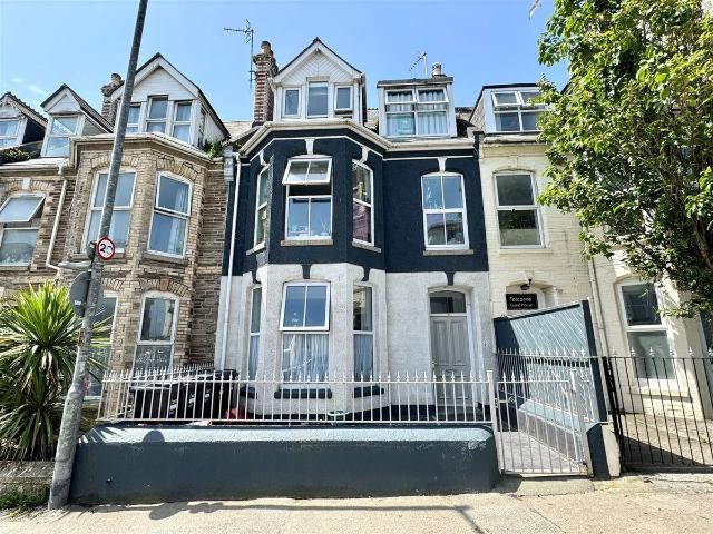 Edgcumbe Avenue, Newquay TR7, Studio to rent, £625 pcm | PrimeLocation