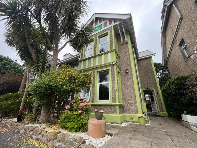 Edgcumbe Gardens, Newquay, TR7 6 bed townhouse to rent £3,250 pcm £750 pw