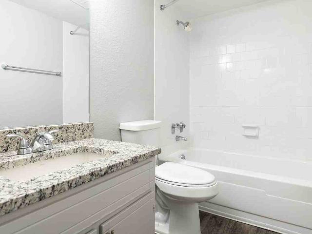 Edge @ NoDa Apartments 2 Bedroom Apartment for Rent at 229 Hilo Drive, Charlotte, NC 28206 Sugaw Creek