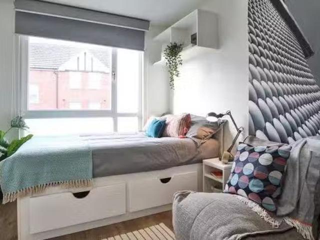 Edge Apartments Classic 3 Bed Apartment