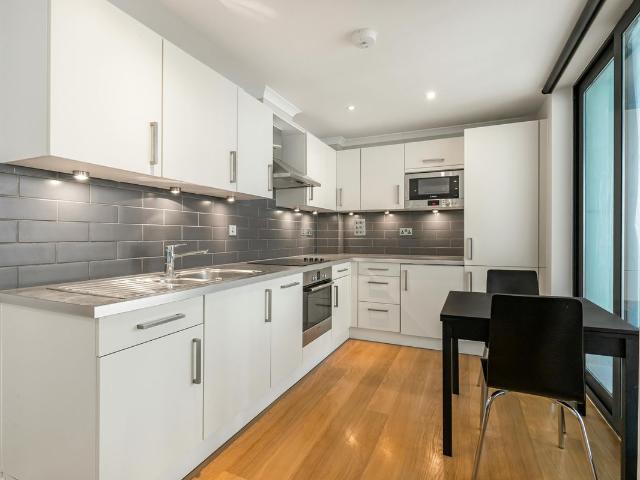 Edge Apartments, London E15, 1 bed flat to rent, £1,850 pcm | PrimeLocation
