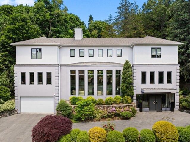 Edge Hill Rd, Newton, Home For Sale