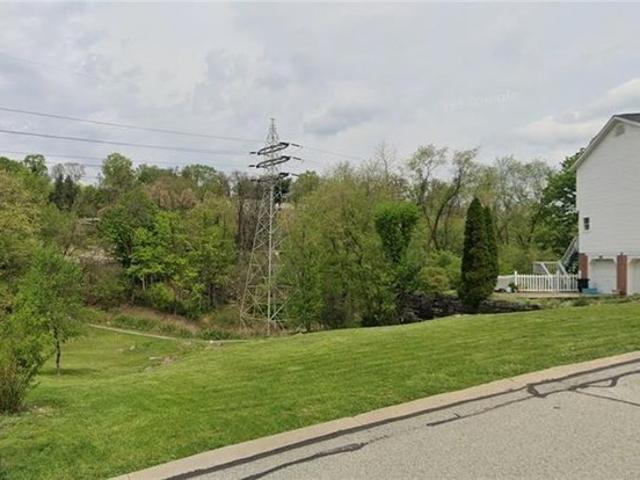 Edge Rd, Pittsburgh, PA 15227