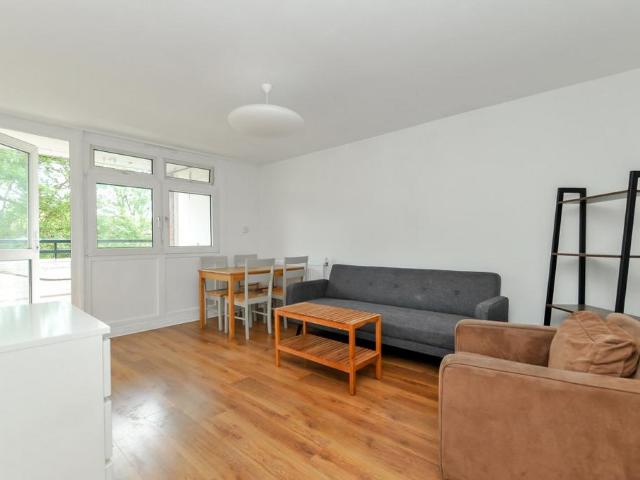 Edgecot Grove, Seven Sisters 1 bed flat to rent £1,600 pcm £369 pw