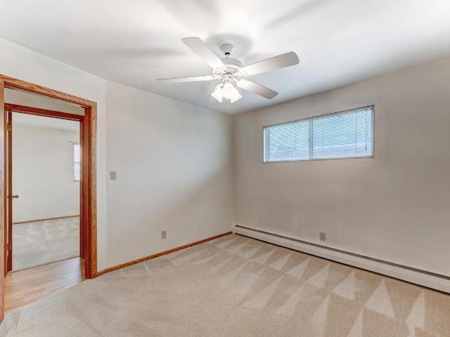 Edgecumbe Terrace Apartments 2 Bedroom Apartment for Rent at 1330 Saint Paul Ave, St. Paul, MN 55116 Highland