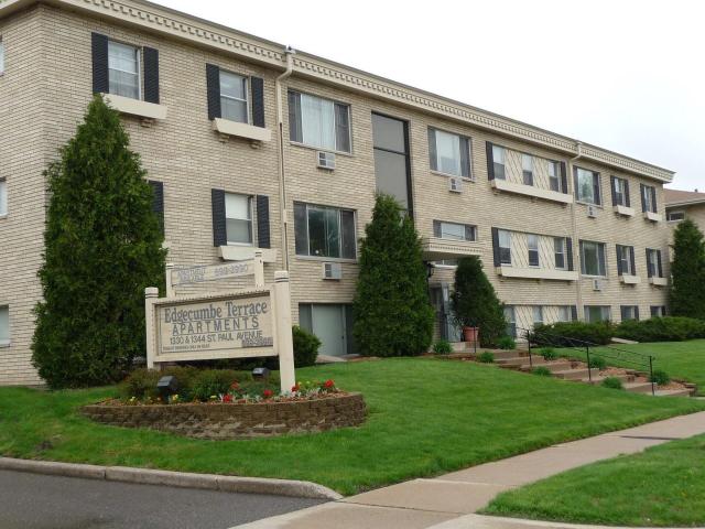 Edgecumbe Terrace Apartments 2 Bedroom Apartment for Rent at 1330 Saint Paul Ave, St. Paul, MN 55116 Highland