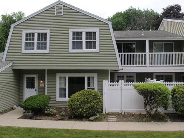 Edgebrook Dr Unit,boylston, Condo For Sale