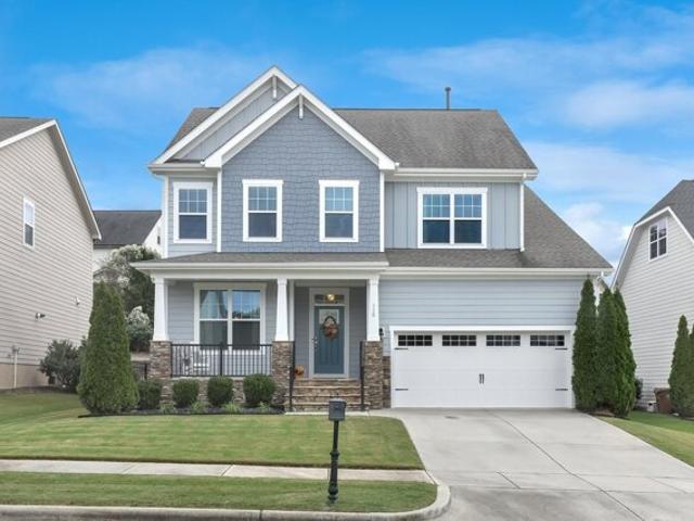 Edgegrove Ln, Holly Springs, Home For Sale