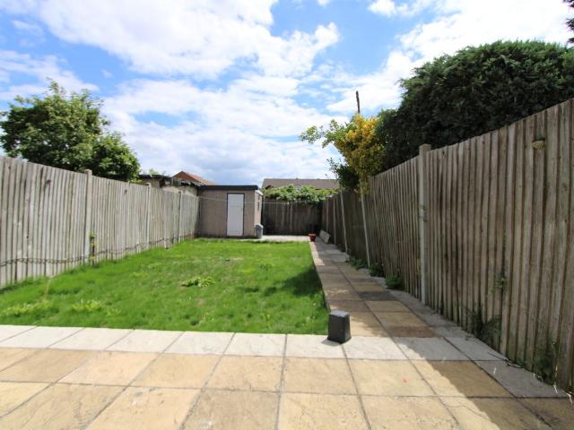 Edgehill Road, Mitcham CR4, 4 bed terraced house to rent, £2,700 pcm | PrimeLocation