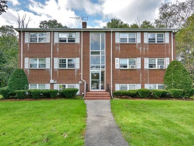 Edgelawn Ave Apt,north Andover, Condo For Sale