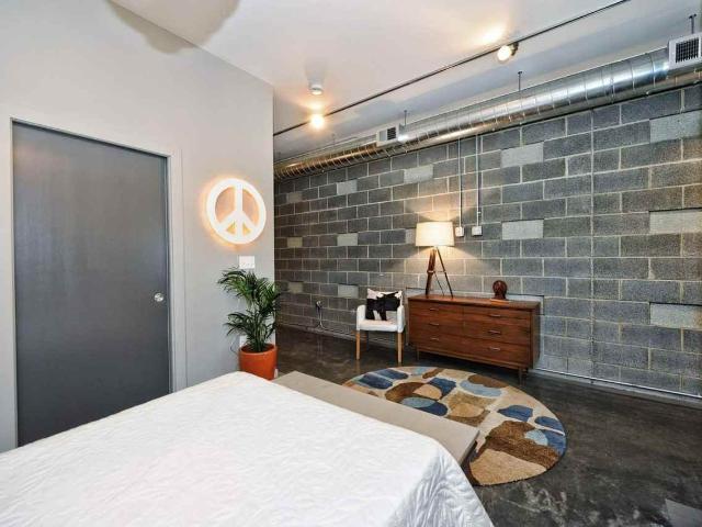 Edgeline Flats on Davidson 2 Bedroom Apartment for Rent at 525 East 15th Street, Charlotte, NC 28206 Optimist Park