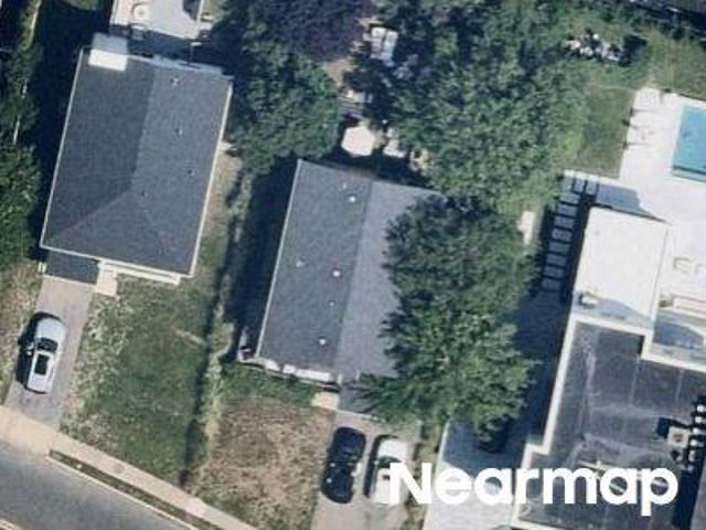 Edgemont Dr
