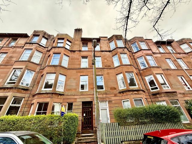 Edgemont Street, Glasgow G41, 2 bed flat to rent, £1,250 pcm | PrimeLocation