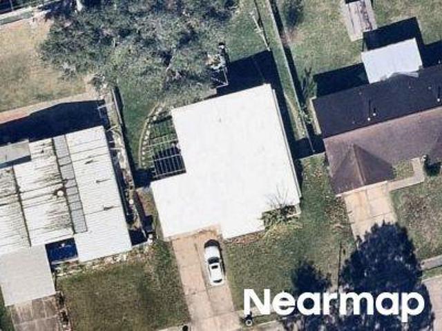 Edgemoor Dr