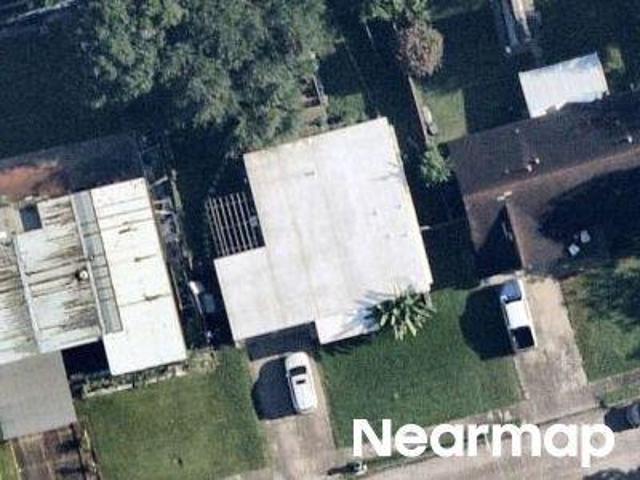 Edgemoor Dr