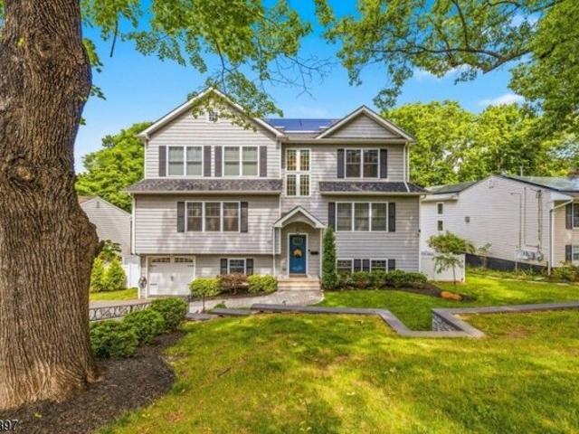 Edgemere Rd, Livingston, Home For Sale