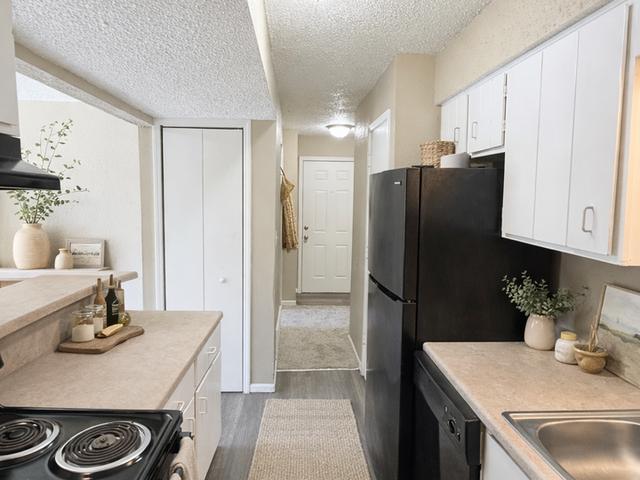 Edgewood Apartments 2 Bedroom Apartment for Rent at 1712 S Ash Ave, Independence, MO 64052 Bristol