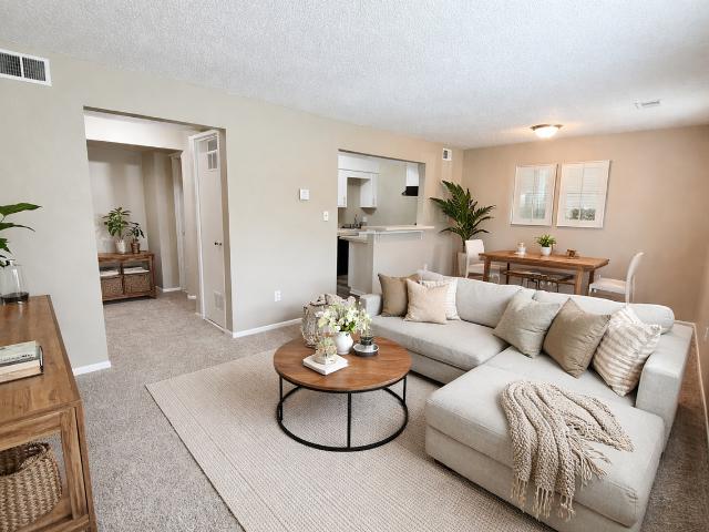 Edgewood Apartments 2 Bedroom Apartment for Rent at 1712 S Ash Ave, Independence, MO 64052 Bristol