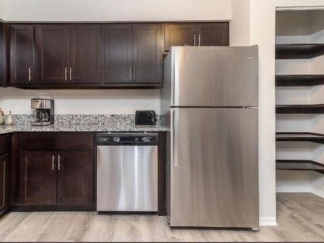 Edgewood Apartments 2 Bedroom Apartment for Rent at 8109 Route 53, Woodridge, IL 60517