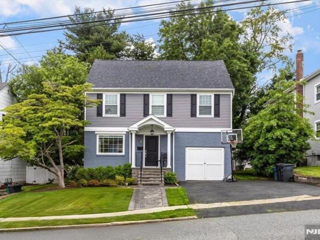 Edgewood Ave, Clifton, Home For Sale