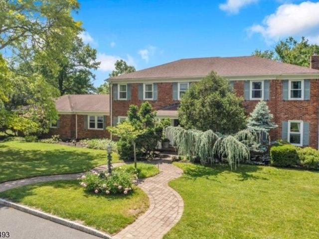 Edgewood Ave N, West Orange, Home For Sale