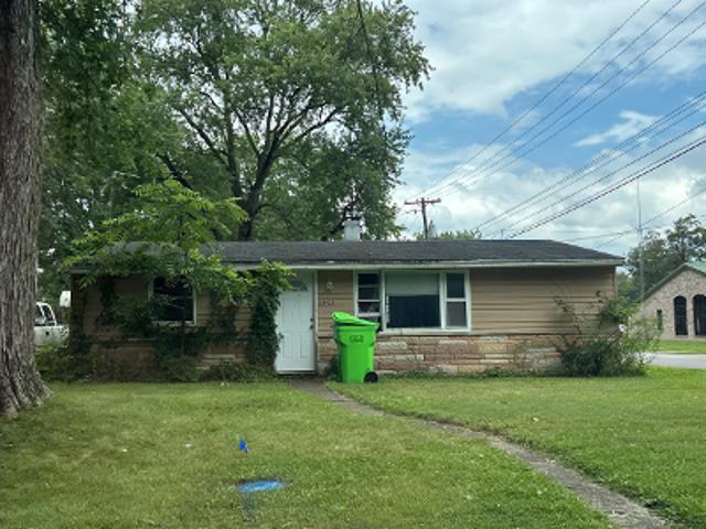 Edgewood Dr