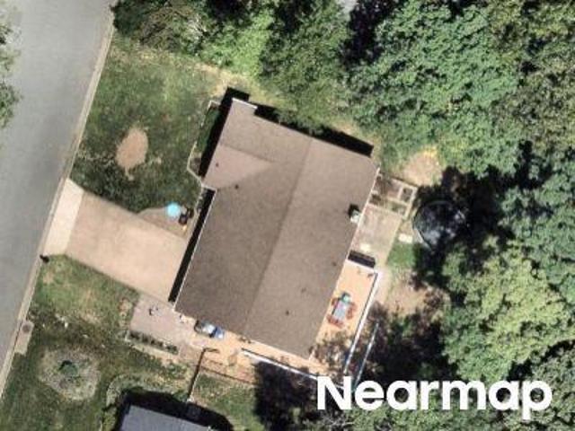 Edgewood Dr