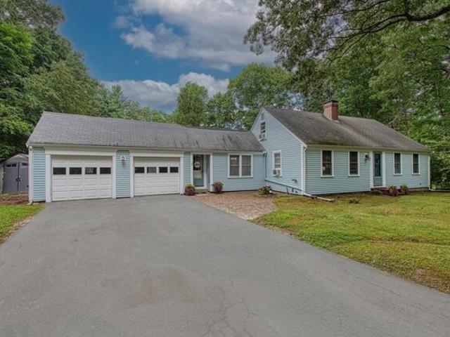 Edgewood Ln, Marshfield, Home For Sale