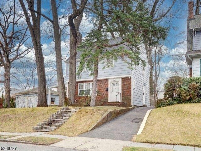 Edgewood Rd, East Orange, Home For Sale