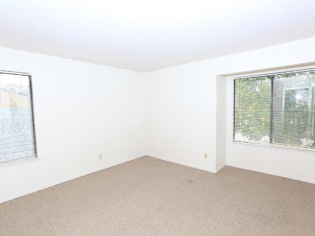 Edgewater 2 Bedroom Apartment for Rent at 8200 Kroll Way, Bakersfield, CA 93311 CSU Bakersfield