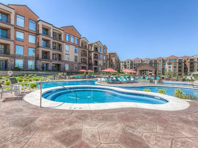 EdgeWater at City Center 1 Bedroom Apartment for Rent at 8395 Renner Blvd, Lenexa, KS 66219