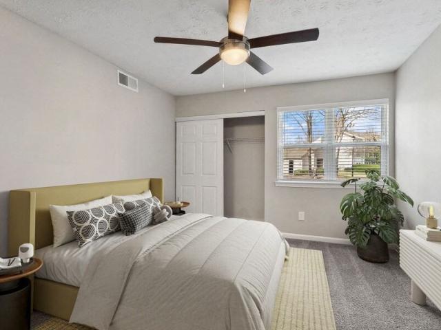 Edgewater at Sandy Springs 2 Bedroom Apartment for Rent at 7600 Roswell Rd, Sandy Springs, GA 30350
