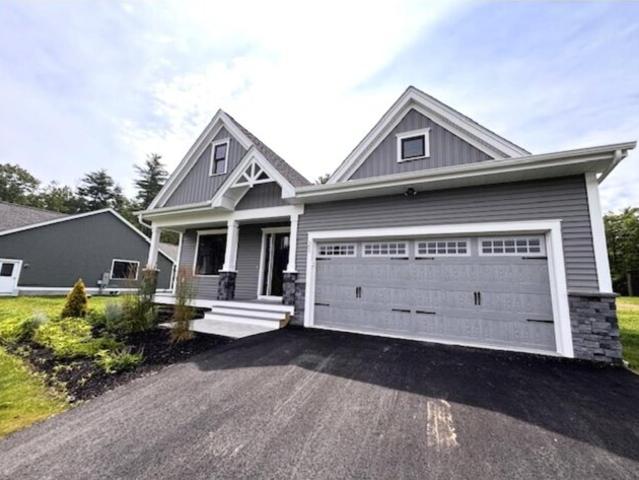Edgewater Dr, Brentwood, Condo For Sale