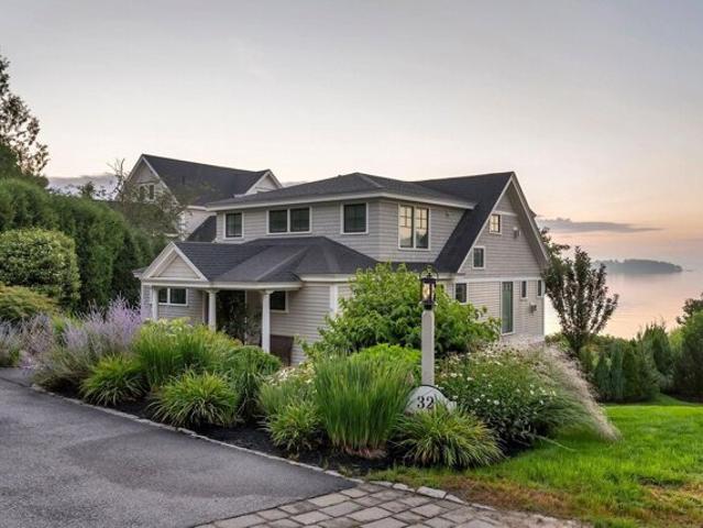 Edgewater Rd, Falmouth, Home For Sale