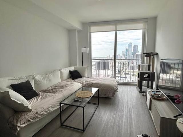 Edgewater/downtown 2 bed 2 bath for rent