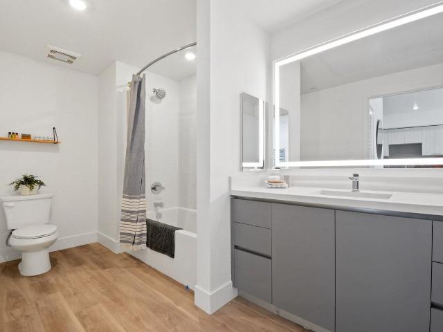 Edgeway 1 Bedroom Apartment for Rent at 9735 Oak St, Bellflower, CA 90706 Bellflower